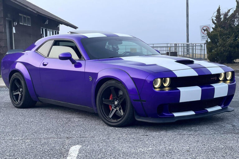 Dodge Demon vs Hellcat: Which Muscle Car is Best? // WhichCar.org